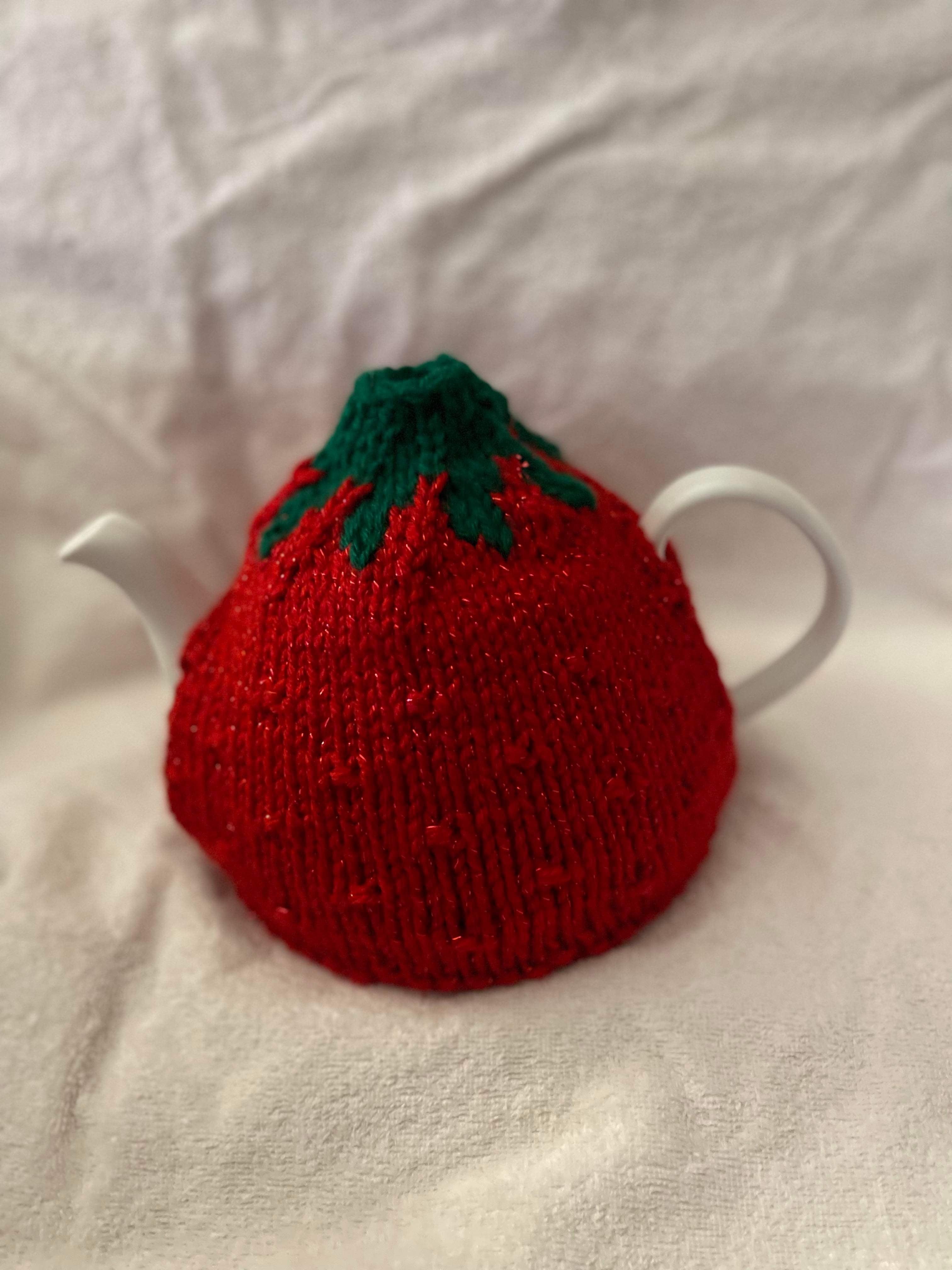 Tea Pot Cozy Whole Strawberry – Talking with Tammy
